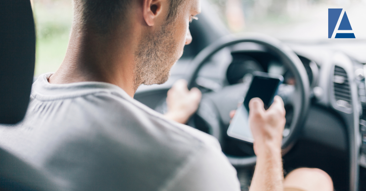How to Create a Company Distracted Driving Policy | AmTrust Insurance